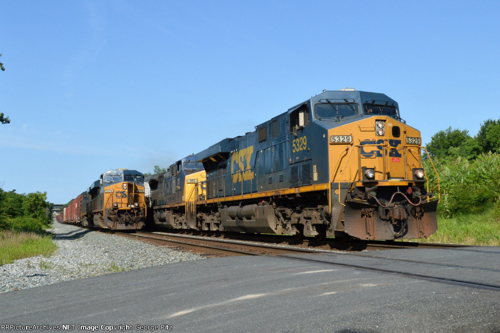 CSX Q406 scoops Q438